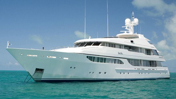 Northrop & Johnson and Yachtzoo sell superyacht Sweet Pea